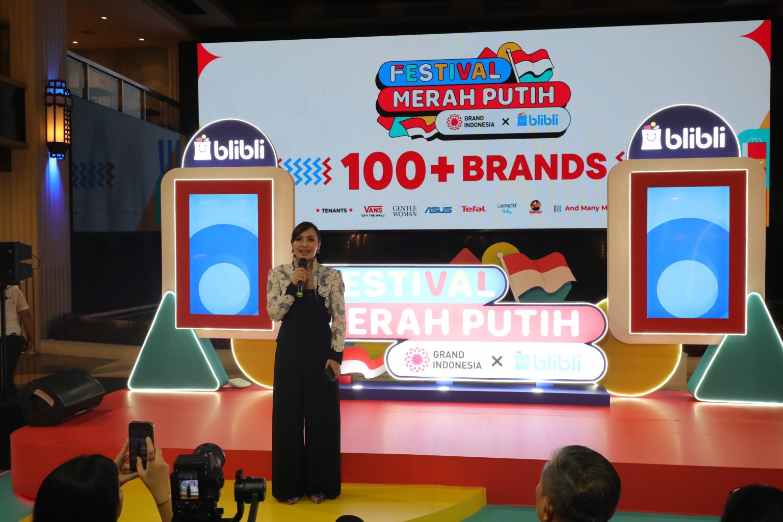 Blibli dan Grand Indonesia Gelar Festival Merah Putih: Instalasi Seni ...